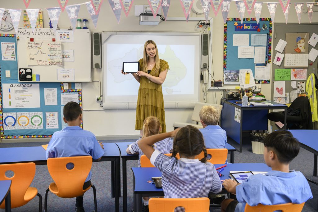 CHC30221 Certificate III in School Based Education Support Online | AGA